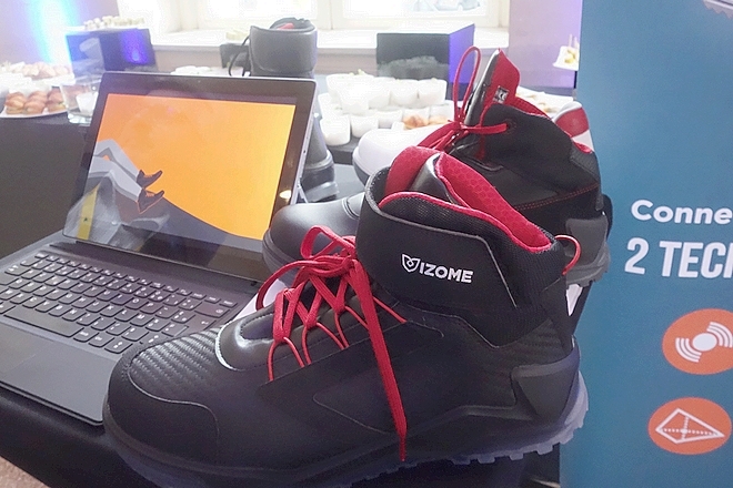 Chaussures connectées : pour la sécurité des travailleurs isolés et des ...