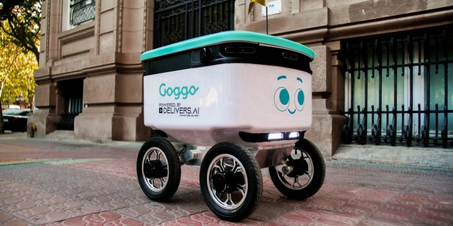 Carrefour inaugure la livraison par navette autonome sur le plateau de ...