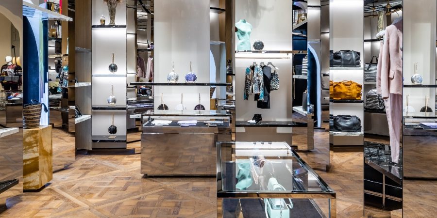 La maison de luxe Balmain veut améliorer ses ventes sur internet - La ...